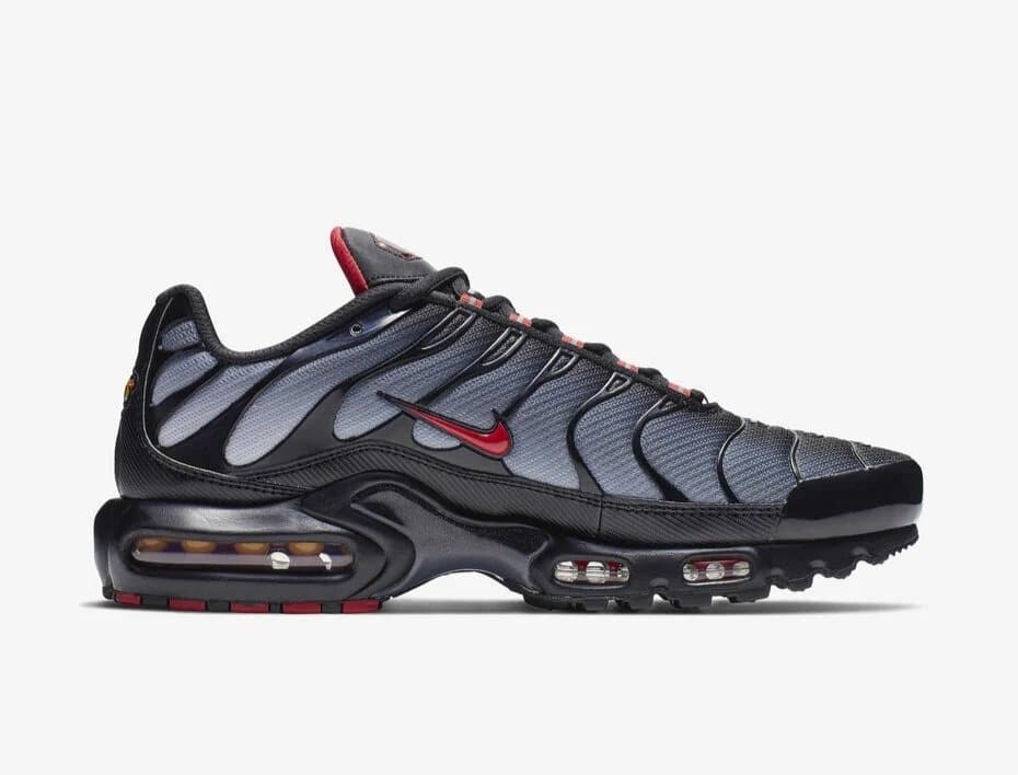 Nike Air Max Plus TN Black/Wolf Grey/Metallic Silver sneakers ...